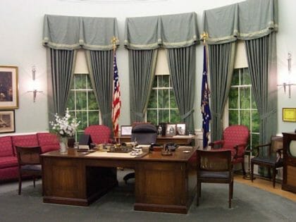 Photos: These are the Oval Office Designs for the Past 14 Presidents