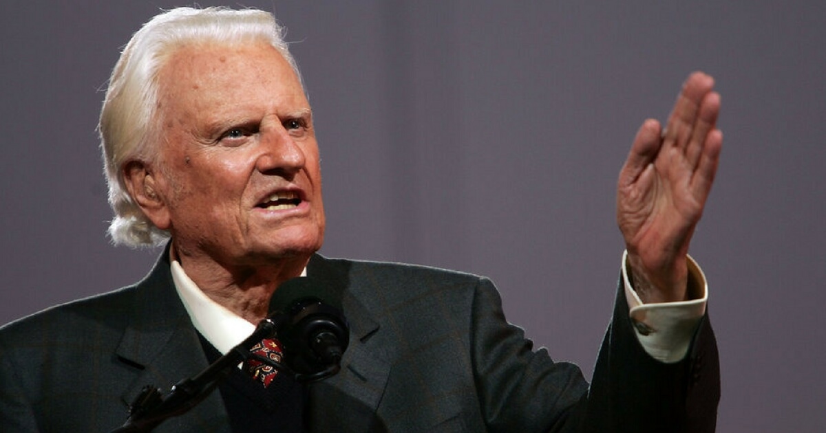 Billy Graham's Final Message Is Speaking to People Across America in a ...