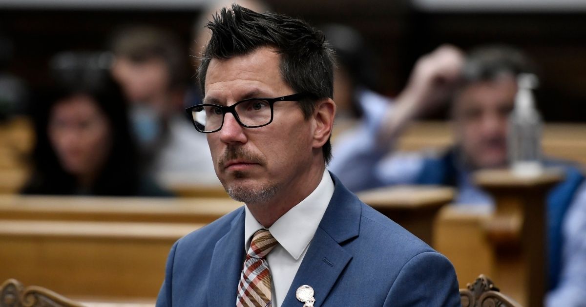 Rittenhouse Prosecutor Blames Defense Lawyer for Having Android, Says ...