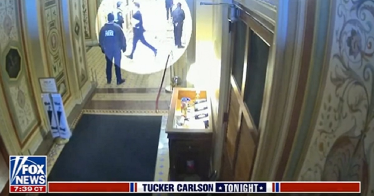 Famous Clip of Josh Hawley on Jan. 6 Proven to Be Complete Sham - Here ...