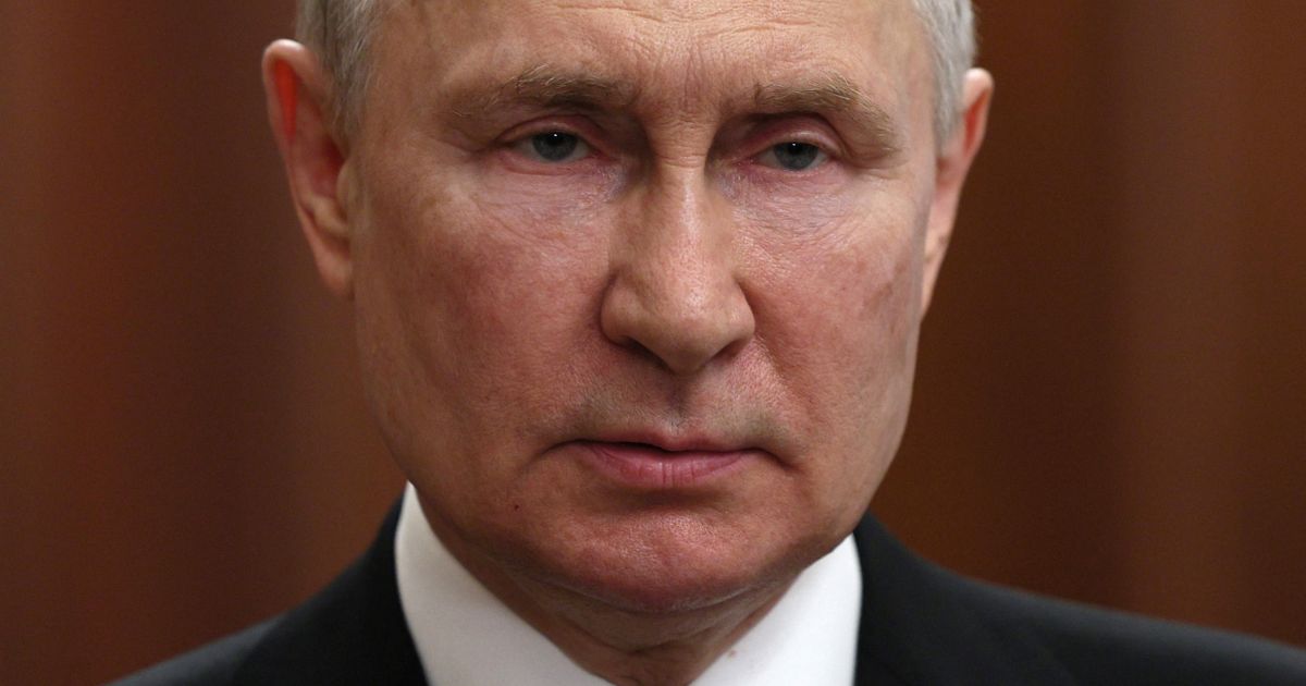 Putin Releases Furious Response Video to 'Stab in the Back' Attack by ...