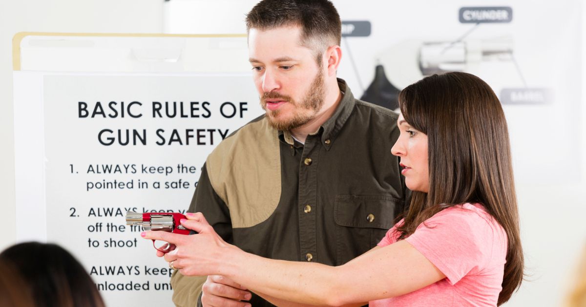 State Republican Lawmakers Push $10K Per-Year Incentive for Teachers to ...