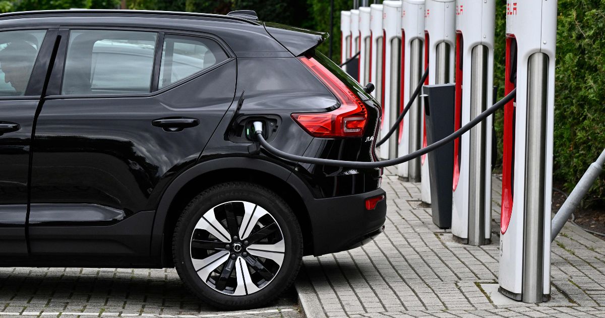 'Overcharged': Major Study Reveals Alarming True Cost of Owning an EV ...