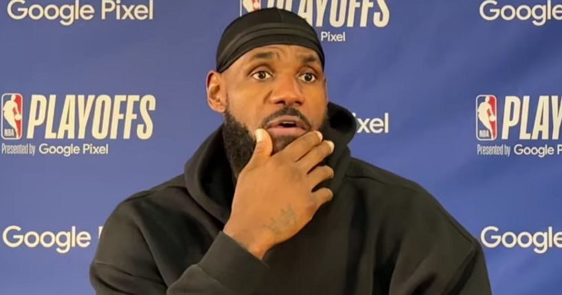 LeBron to Leave Lakers? His Expression After the Question May Have Just ...